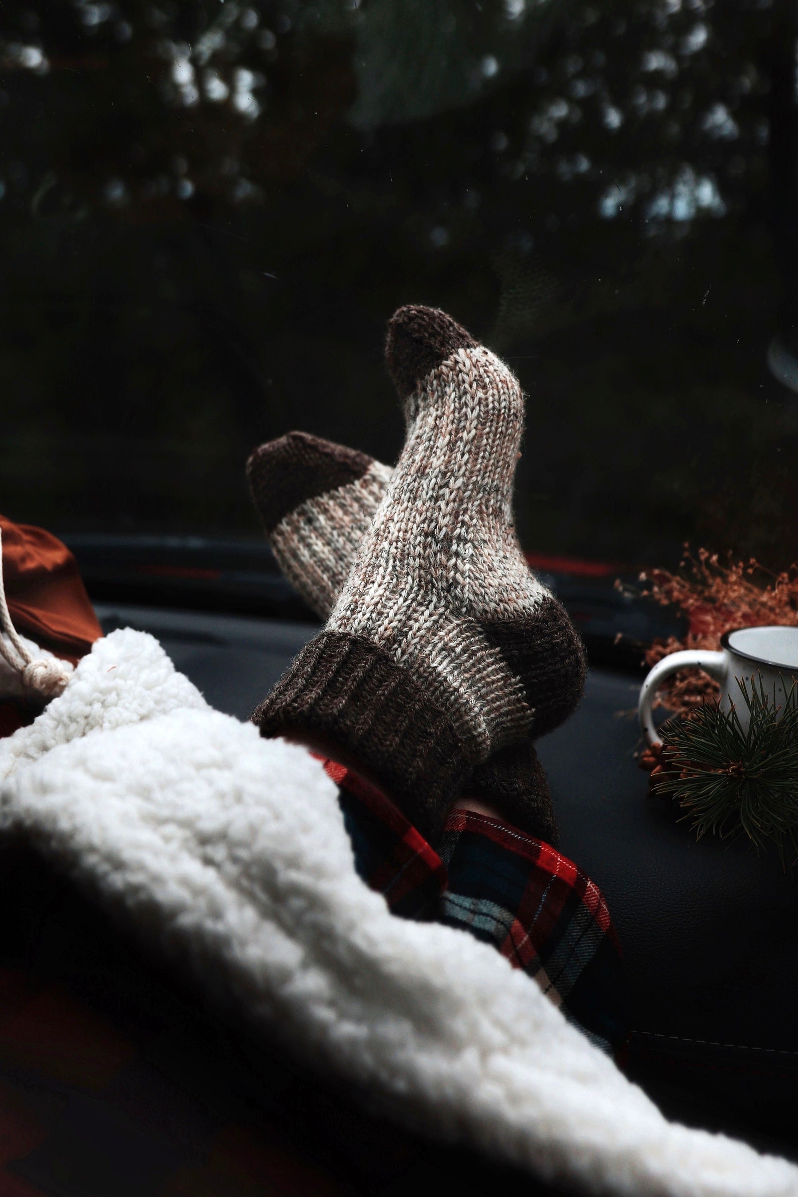 KNITTING PATTERN ⨯ Cozy Cabin Socks Knitting Pattern, Boot Socks Knit ...