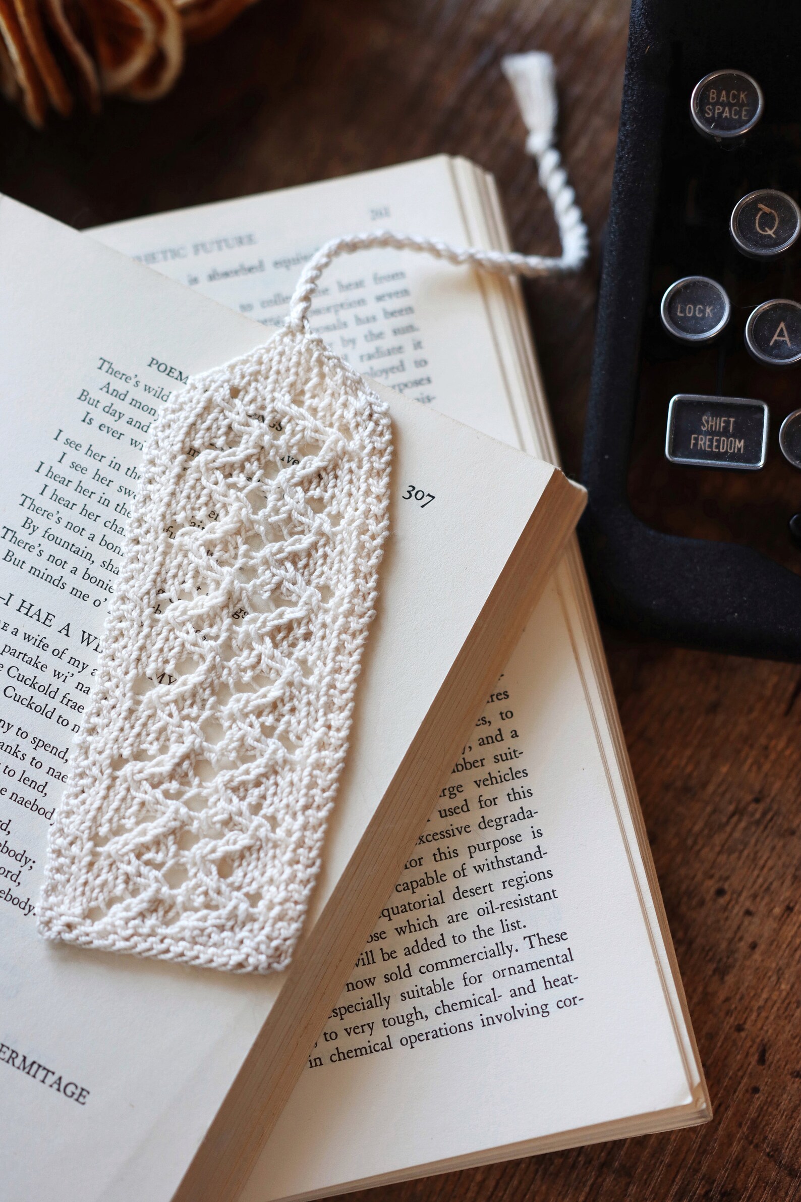 KNITTING PATTERN Bookmark Knitting Pattern Lace Bookmark - Etsy