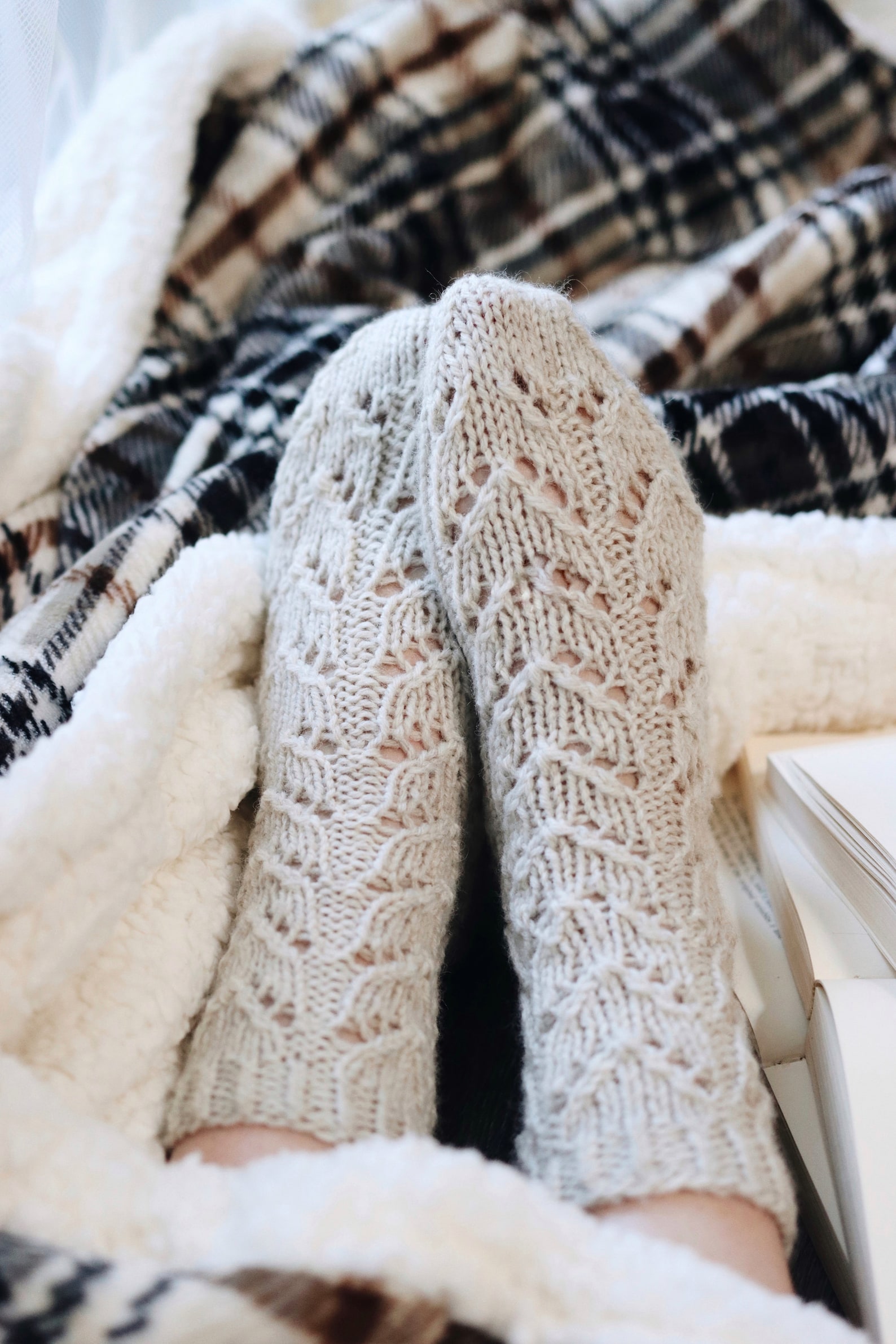 KNITTING PATTERN Lace Socks Knitting Pattern Worsted Weight | Etsy