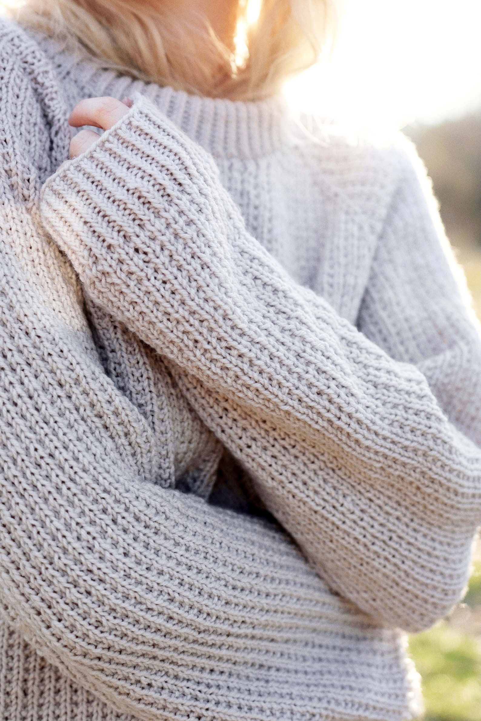 KNITTING PATTERN ⨯ Textured Sweater Knitting Pattern, Raglan Knit ...
