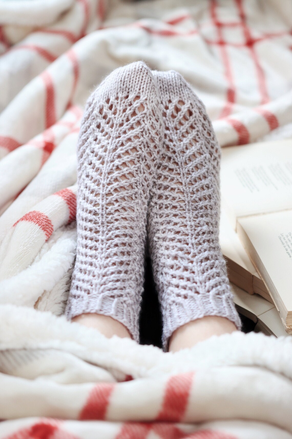KNITTING PATTERN Lace Socks Knitting Pattern Women Knit - Etsy