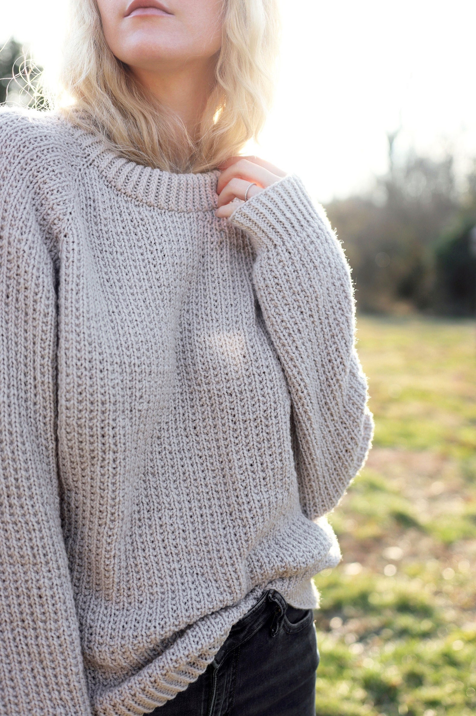 KNITTING PATTERN ⨯ Textured Sweater Knitting Pattern, Raglan Knit ...