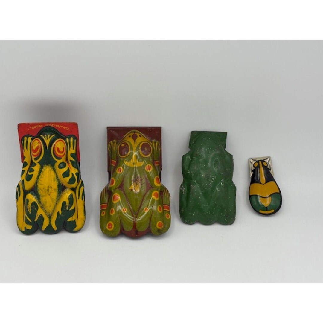 LOT 4 Vintage Antique Tin Clickers Japan Frogs Beetle Metal Toys Life ...