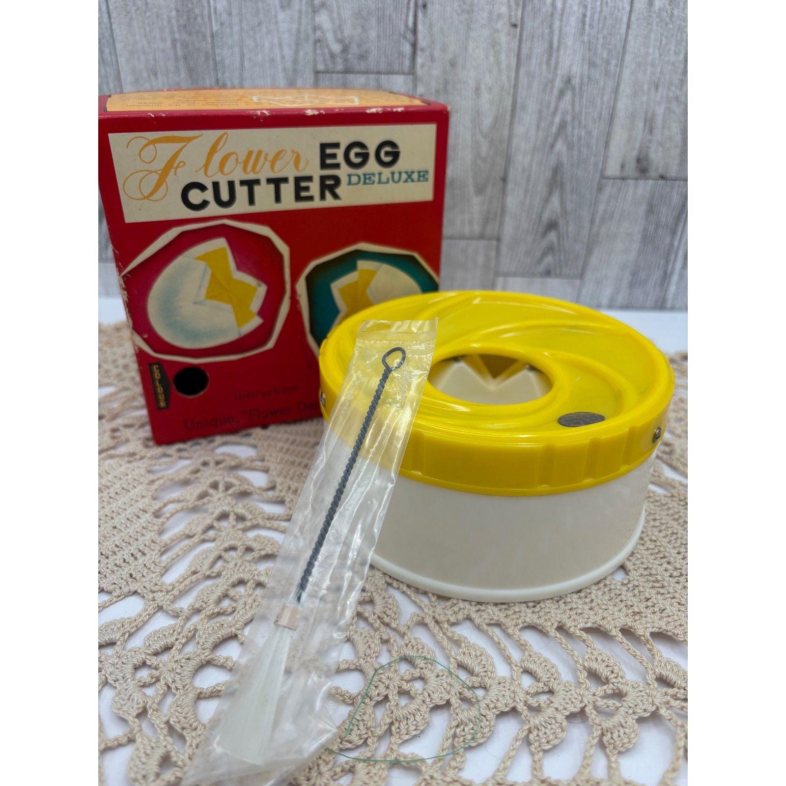 Vintage Flower Egg Cutter Deluxe 1950s Deviled Eggs Kitchen Serving ...