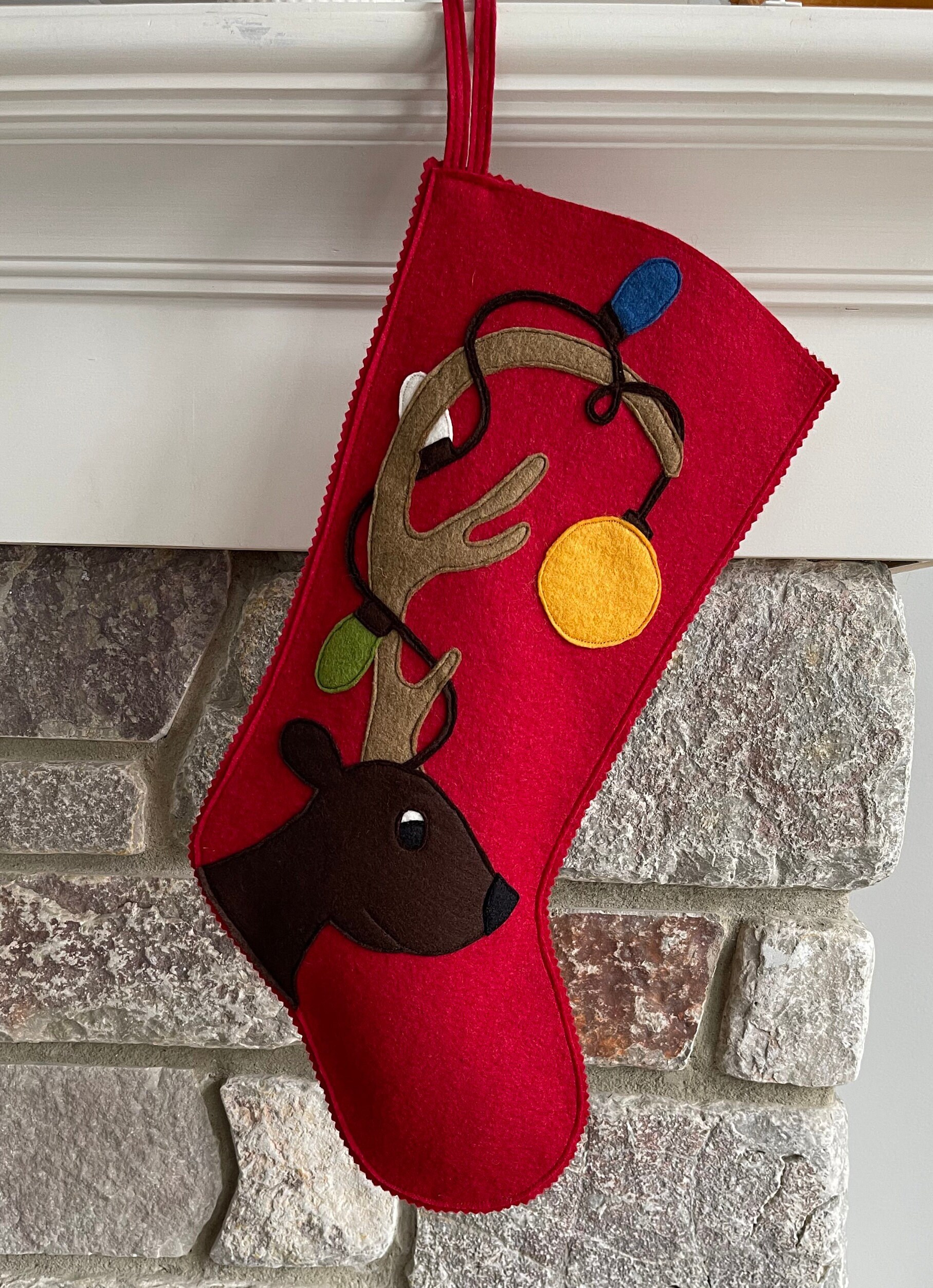 Celebrate the Holidays With a Reindeer and Lights on Your Christmas ...