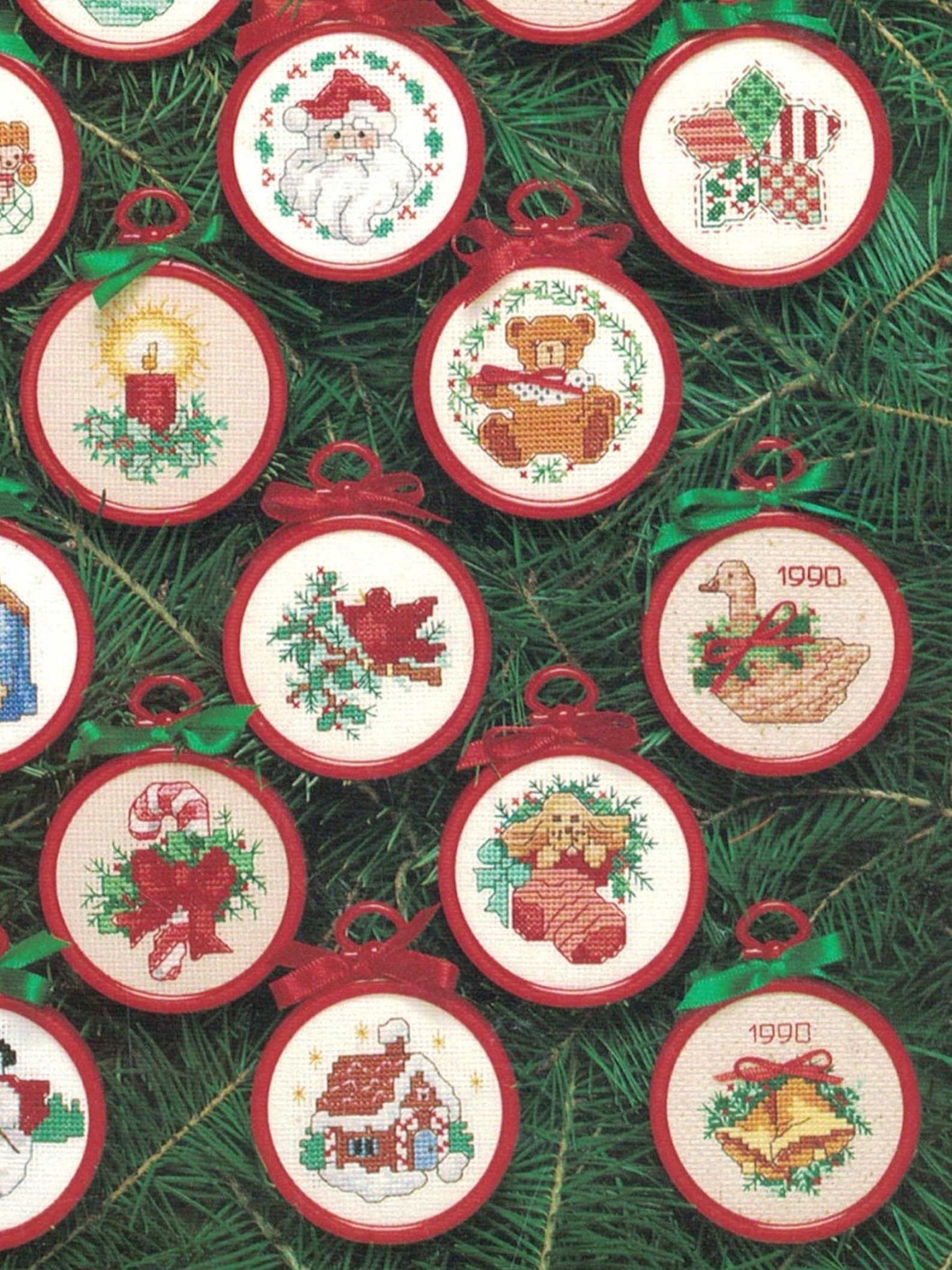 Vintage Christmas Cross Stitch Pattern: 32 Holiday Ornament Designs ...