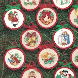 Vintage Christmas Cross Stitch Pattern: 32 Holiday Ornament Designs ...
