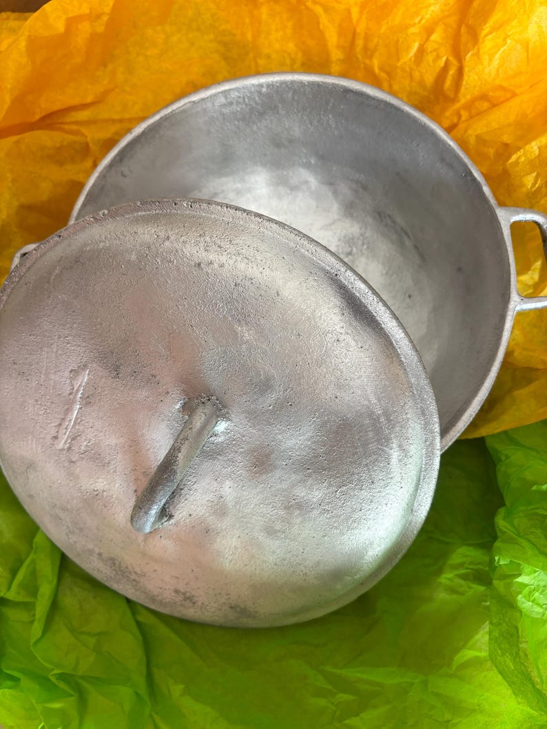 Jamaican Dutch Pot (with Cover) Cast Aluminum Pot (8 Inch) - Etsy