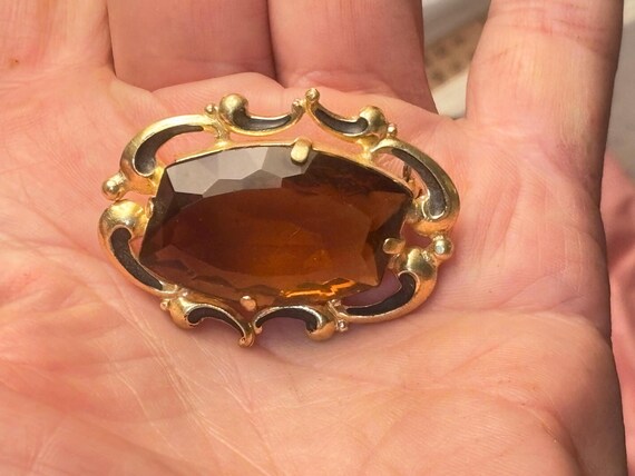 Vintage Coro Victorian Revival Topaz Glass Brooch - Gem