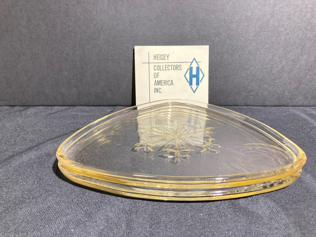 Rare Heisey Sahara Yellow (URANIUM ) Trident Cocktail Plates Triangle ...