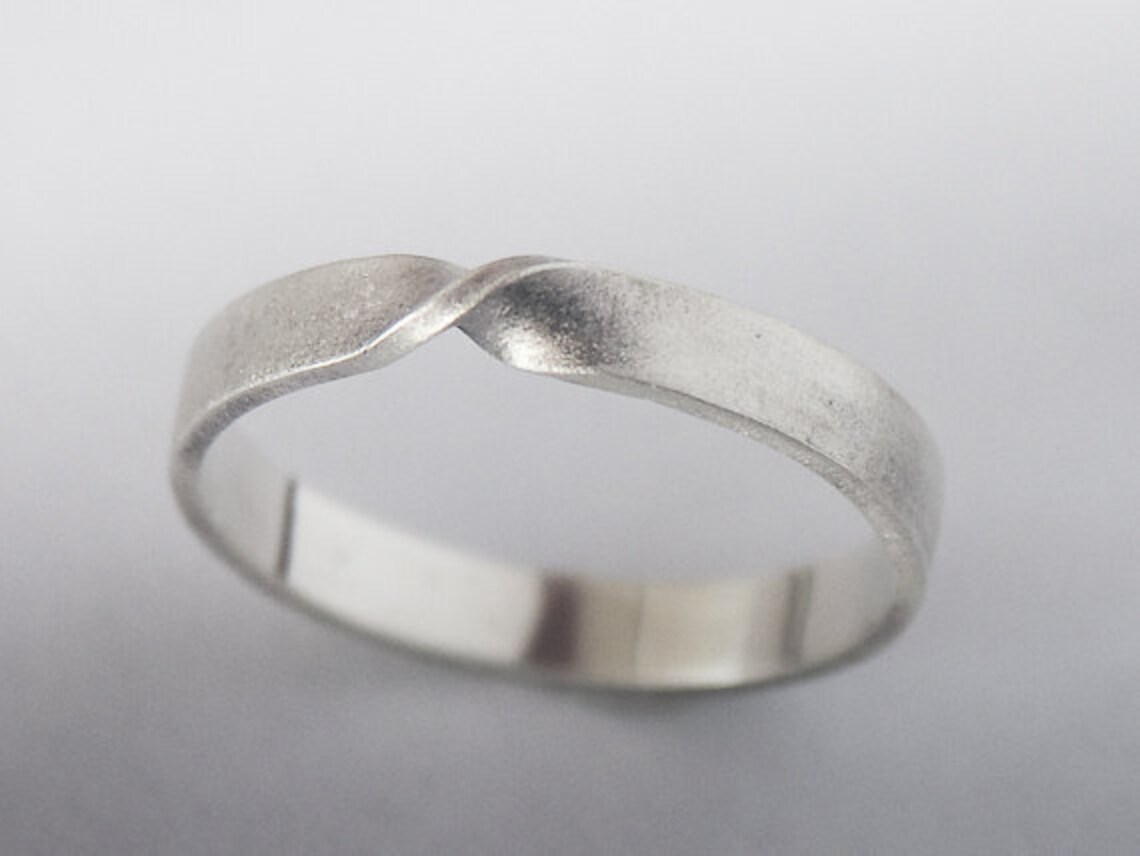 Mobius Ring Endless Twist Knot Sterling Silver Mobius Ring - Etsy