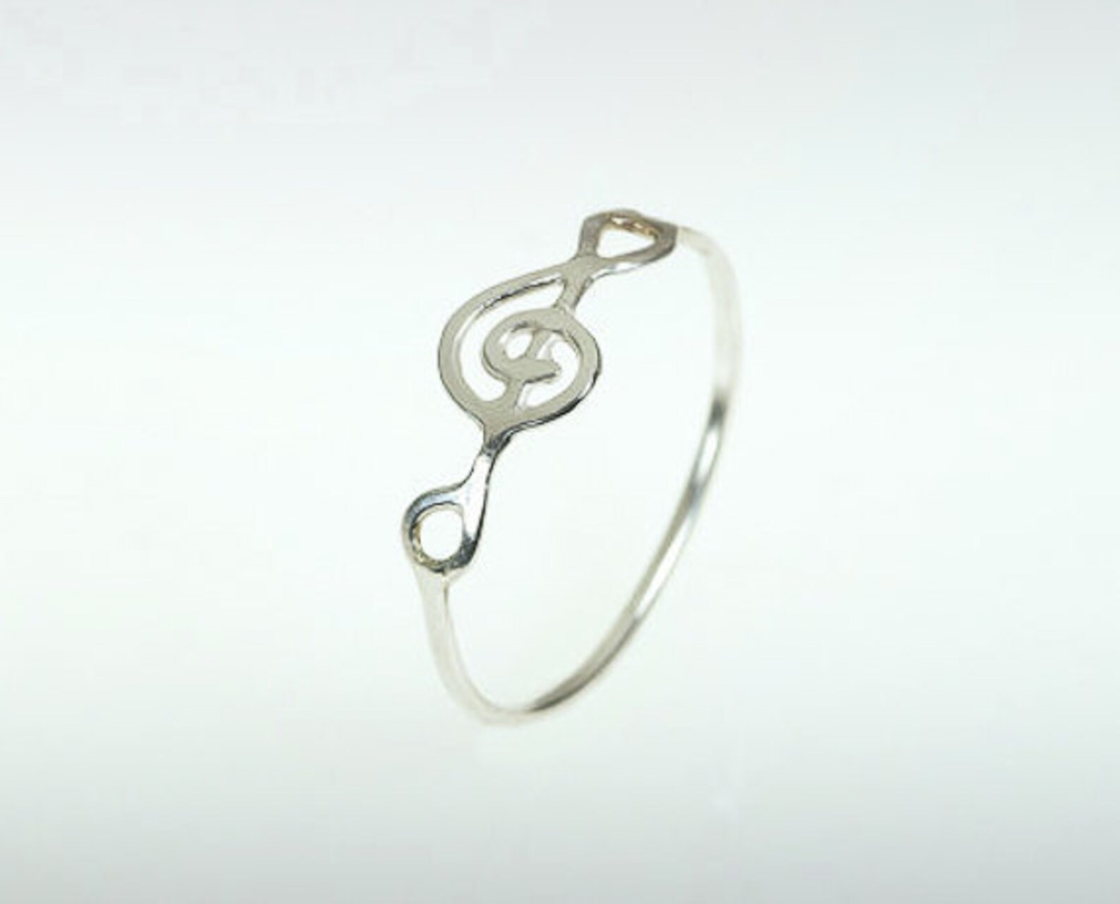 Treble Clef Ring Delicate Sterling Silver Treble Clef Ring - Etsy