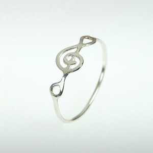 Treble Clef Ring Delicate Sterling Silver Treble Clef Ring - Etsy