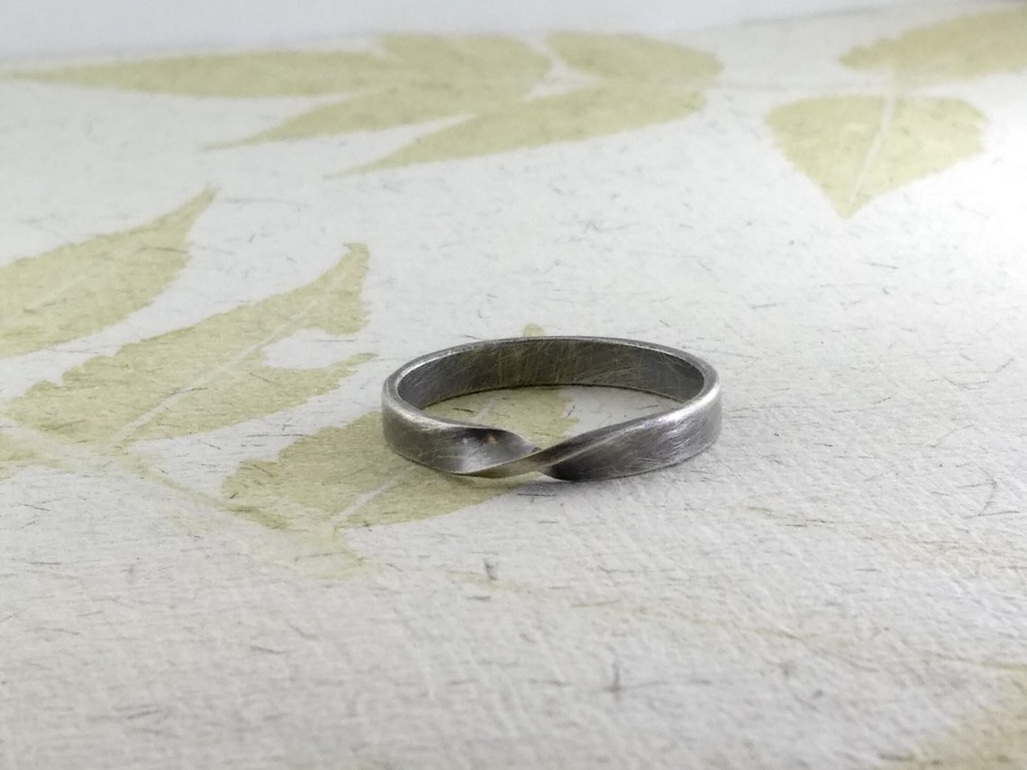 Mobius Ring Mobius Ring Endless Twist Knot Promise Ring | Etsy