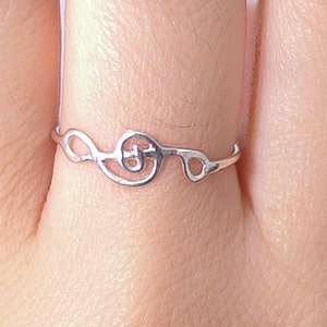 Treble Clef Ring Delicate Sterling Silver Treble Clef Ring - Etsy