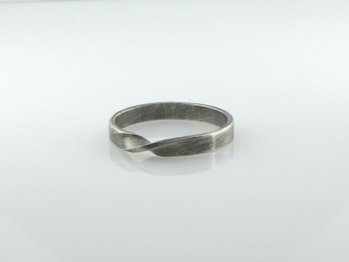 Mobius Ring Mobius Ring Endless Twist Knot Promise Ring | Etsy