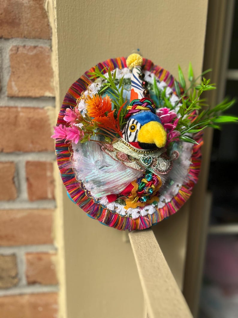Plushie Taxidermy Magician Parrot - Etsy