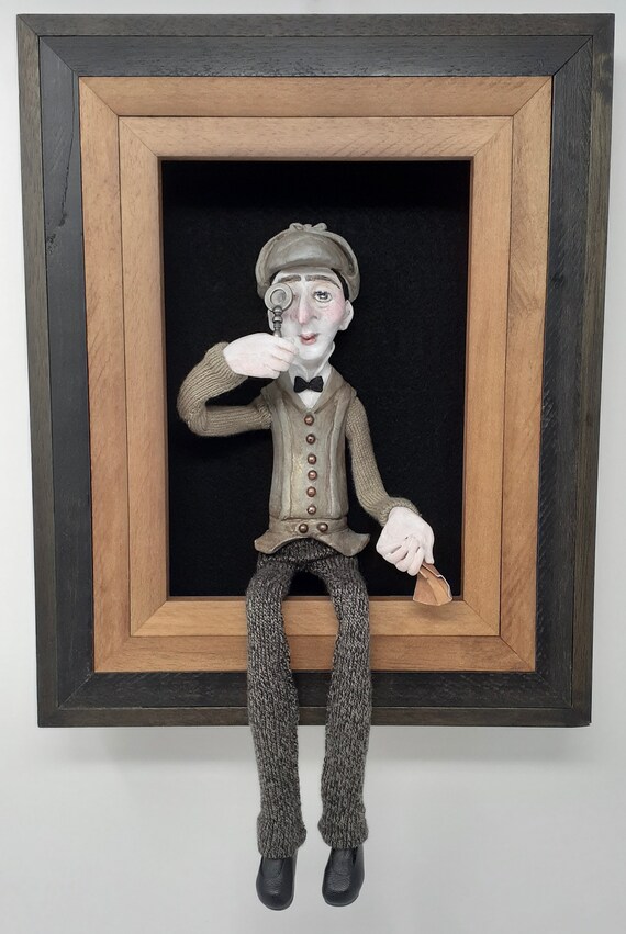 Sherlock Holmes figure/doll in shadowbox | Etsy