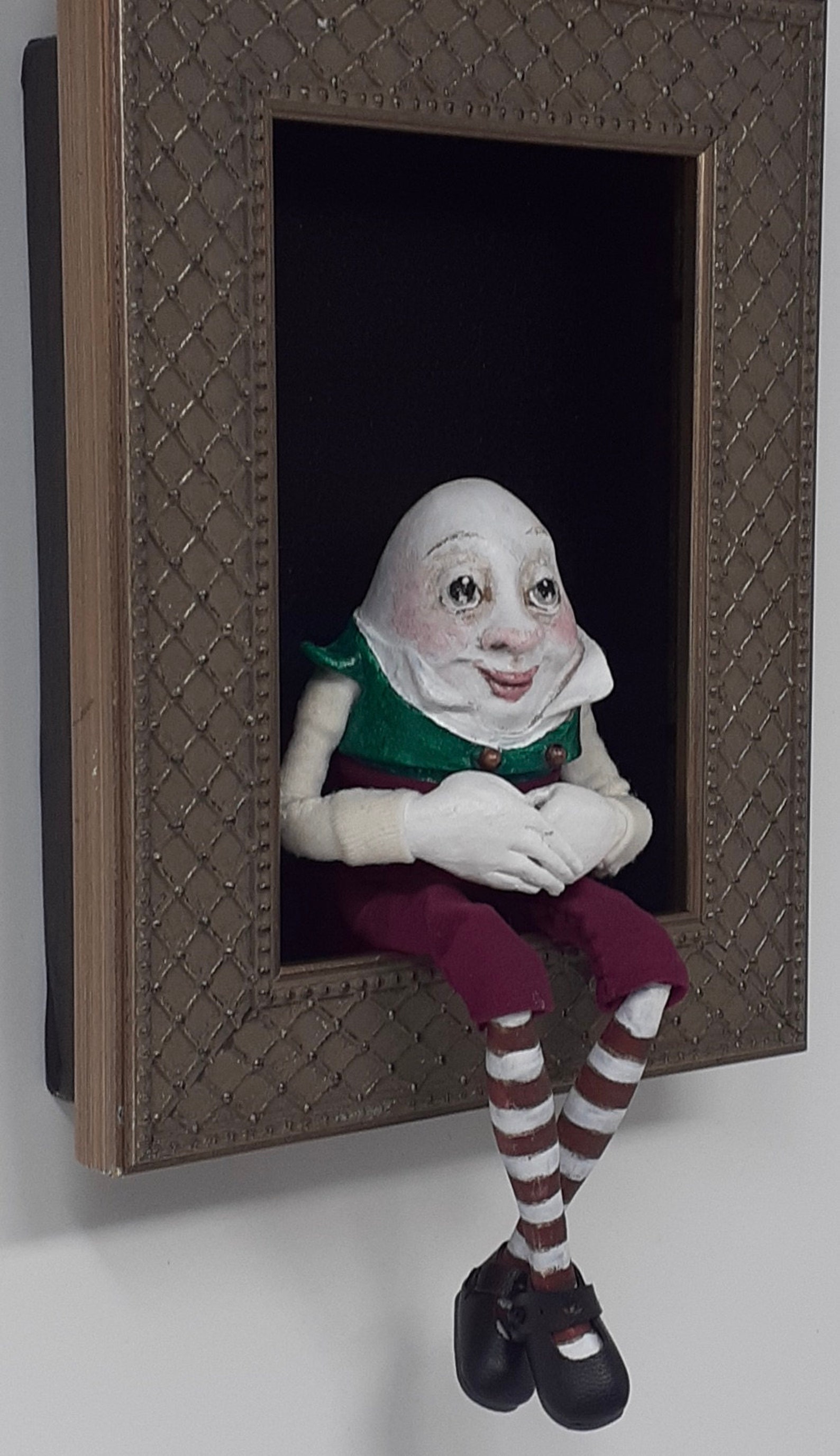 Humpty Dumpty--sculpted Figure/doll in Shadowbox - Etsy