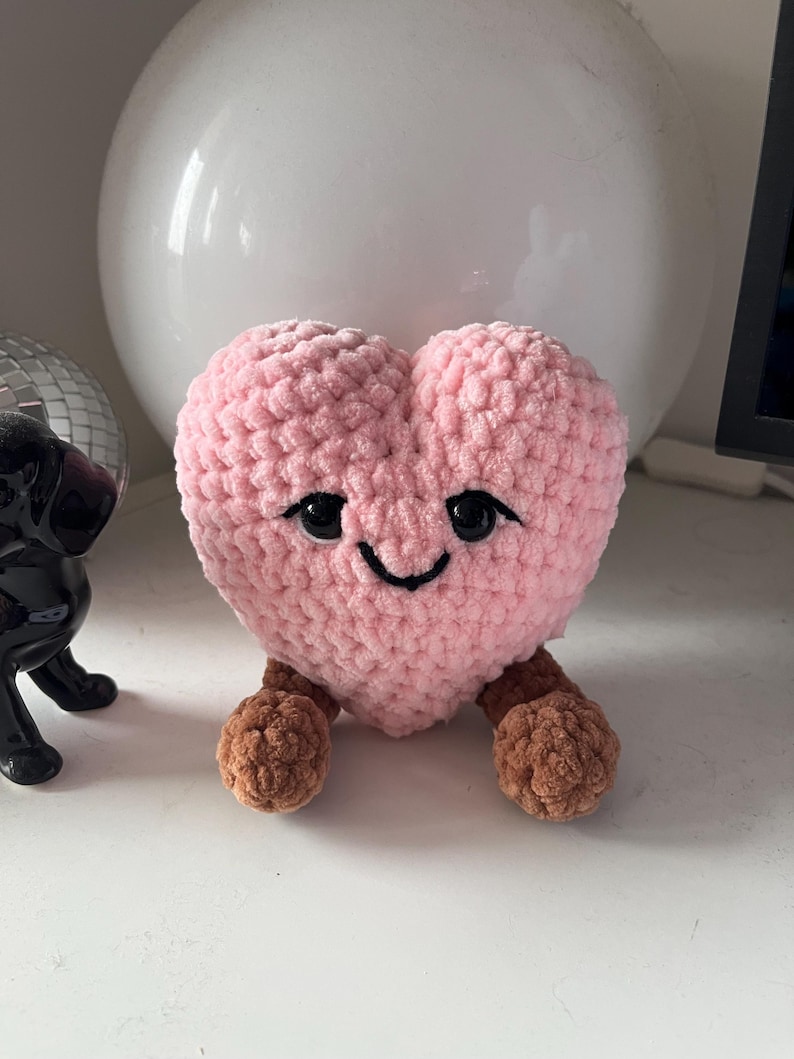 Basic Sweetheart Pattern | PDF Amigurumi Heart Plushie Crochet Tutorial Digital Download - Etsy