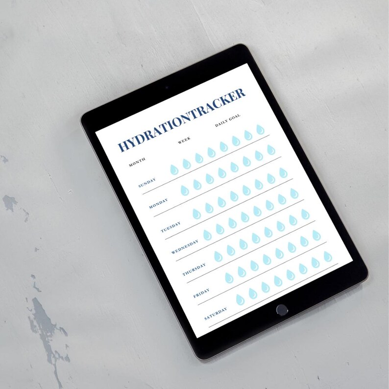 Daily Water Intake Tracker: H2O Consumption Log, Fluid Balance Sheet ...
