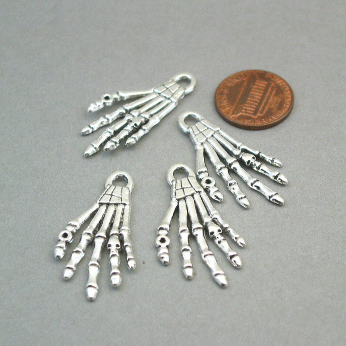 Skeleton Hand Charms, Halloween Zombie Hand Pendant Beads, up to 20 Pcs ...