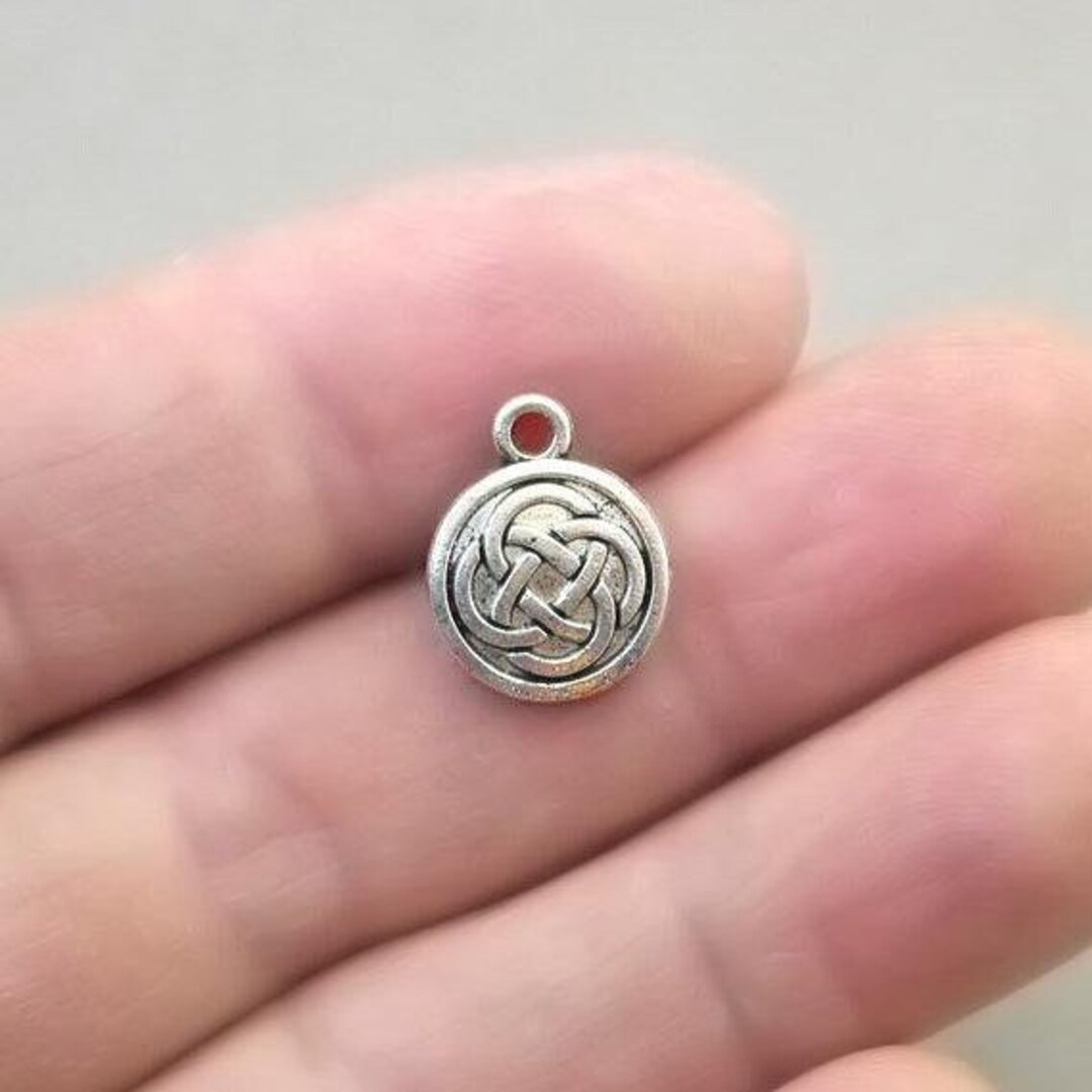 Celtic Knot Charms, Irish Knot Disc Pendant Beads, up to 30 Pcs ...