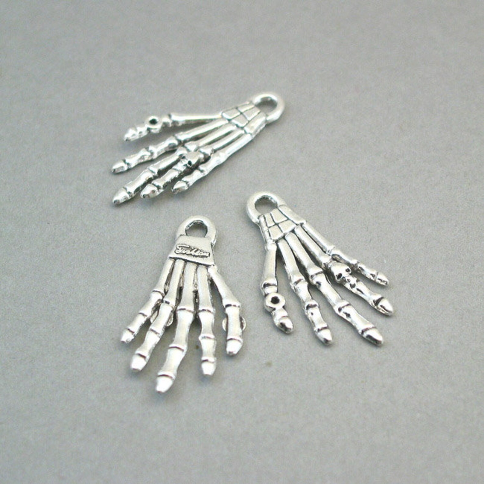 Skeleton Hand Charms, Halloween Zombie Hand Pendant Beads, up to 20 Pcs ...