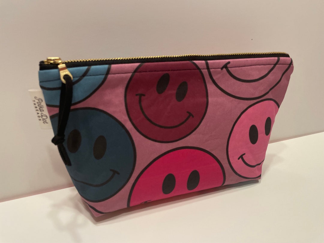 Smiley Face Medium Bag, Nostalgic, Girls Gifts, Cosmetic Bag, Zippered ...
