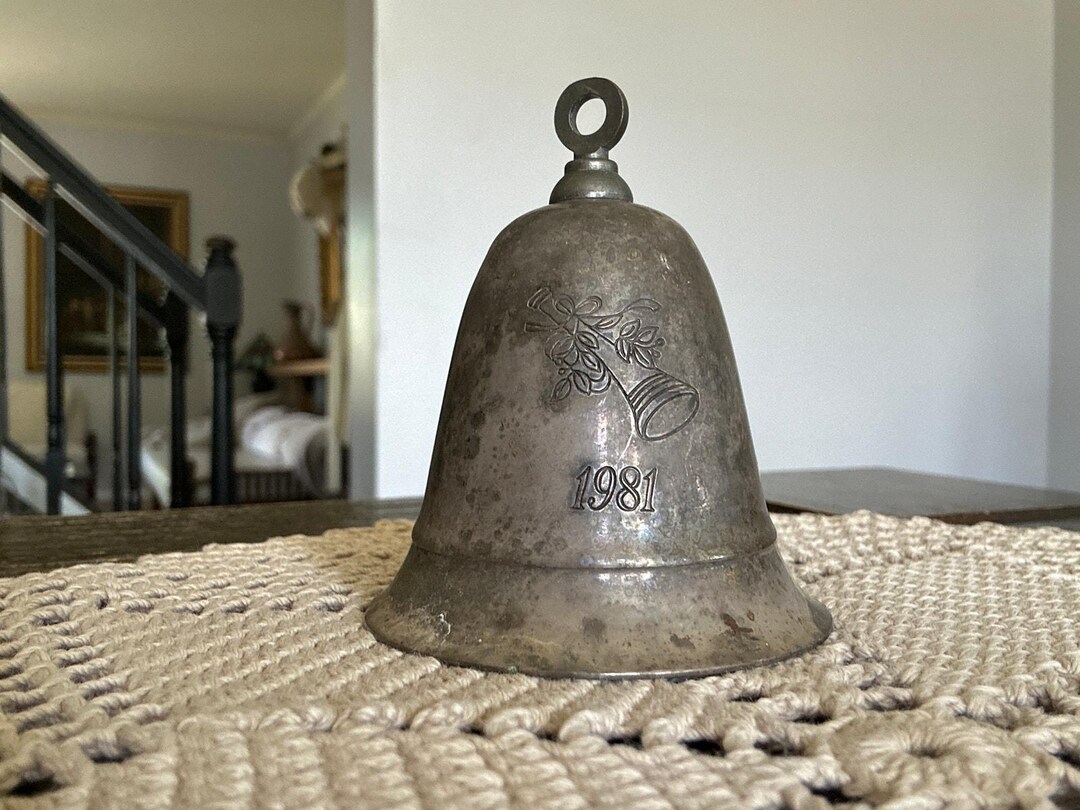 Vintage Bell Wind up Christmas Musical Bell 1981 - Etsy