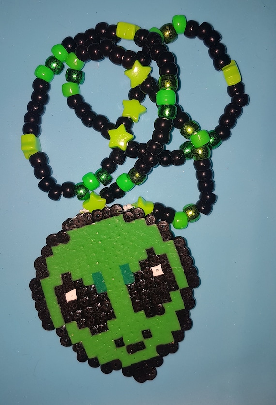 Kandi Alien stretch necklace | Etsy