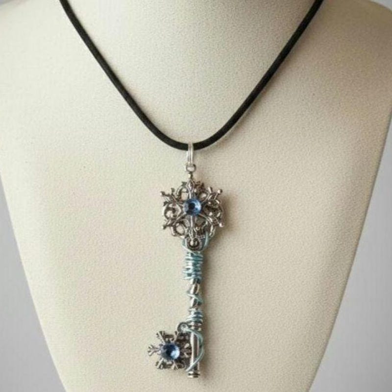 Elsa Snowflake Necklace - Etsy