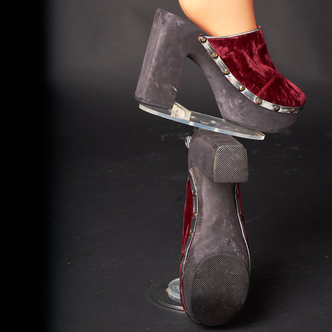 1970s Maroon Velvet Platform Mules Heels - Etsy