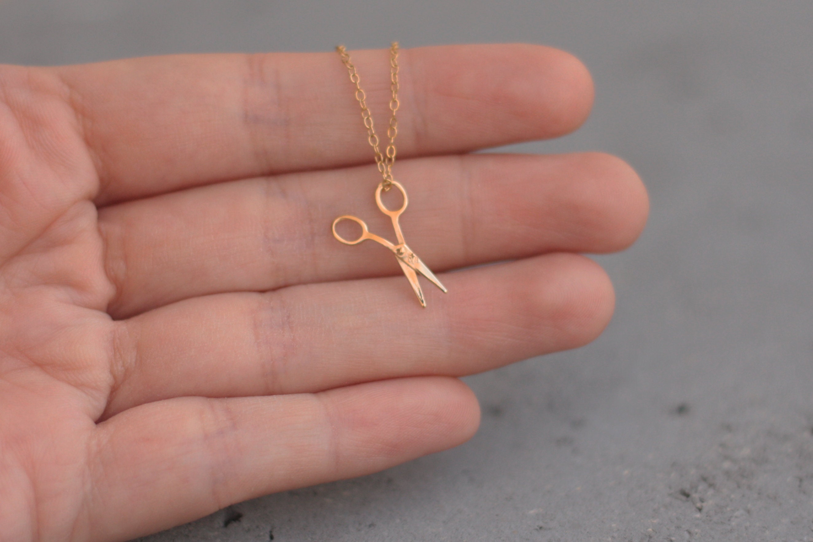 Gold Scissor Pendant - Etsy
