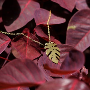 Gold Monstera Leaf Necklace, Monstera Charm, Monstera Pendant, Tropical ...