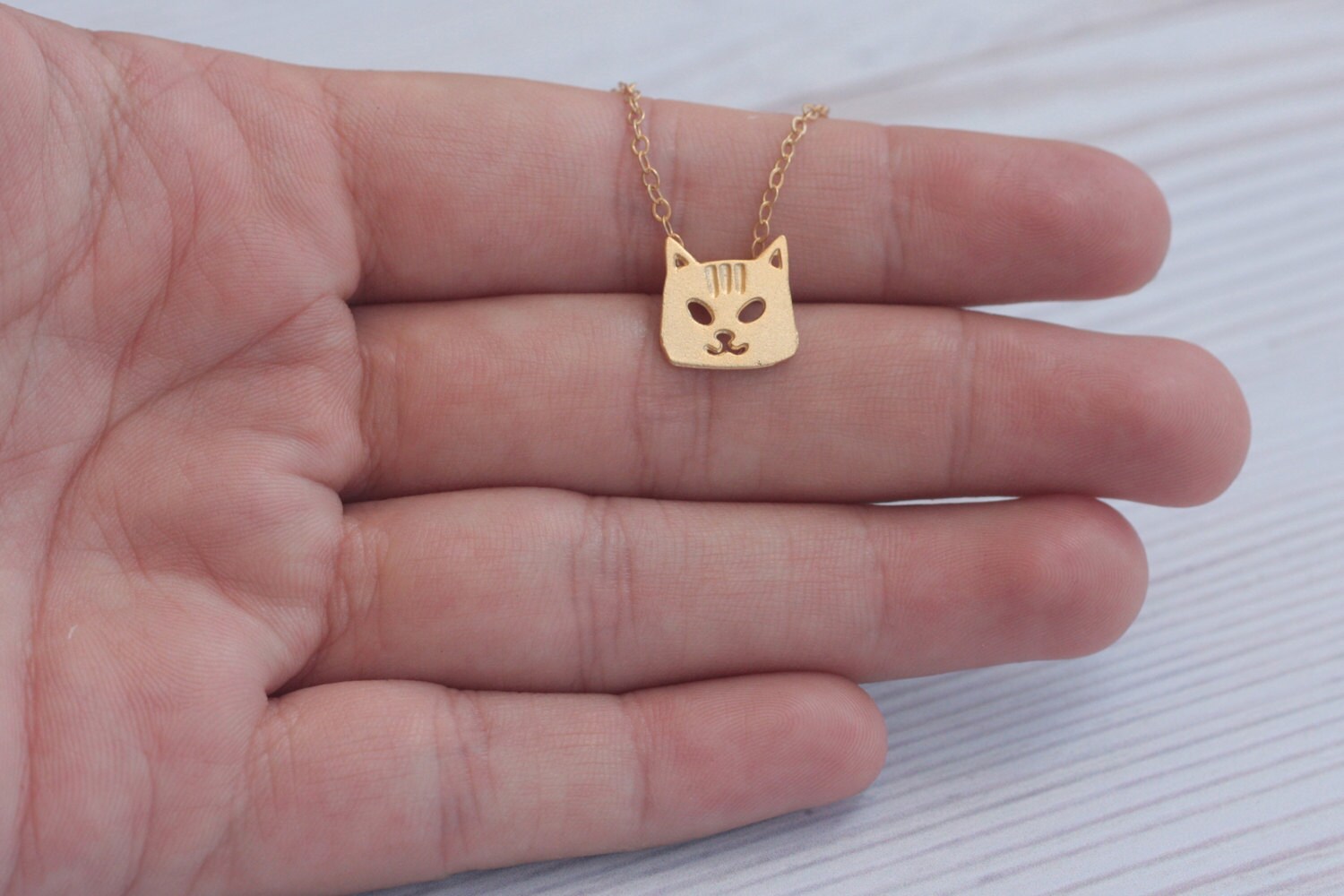 Tiny Cat Necklace Small Kitty Charm Gold Cat Face Pendant - Etsy