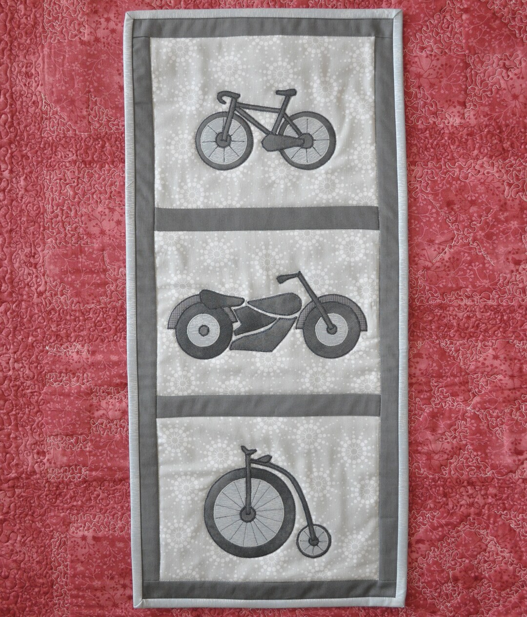 Wheels in Time Wall Hanging Pattern - Etsy