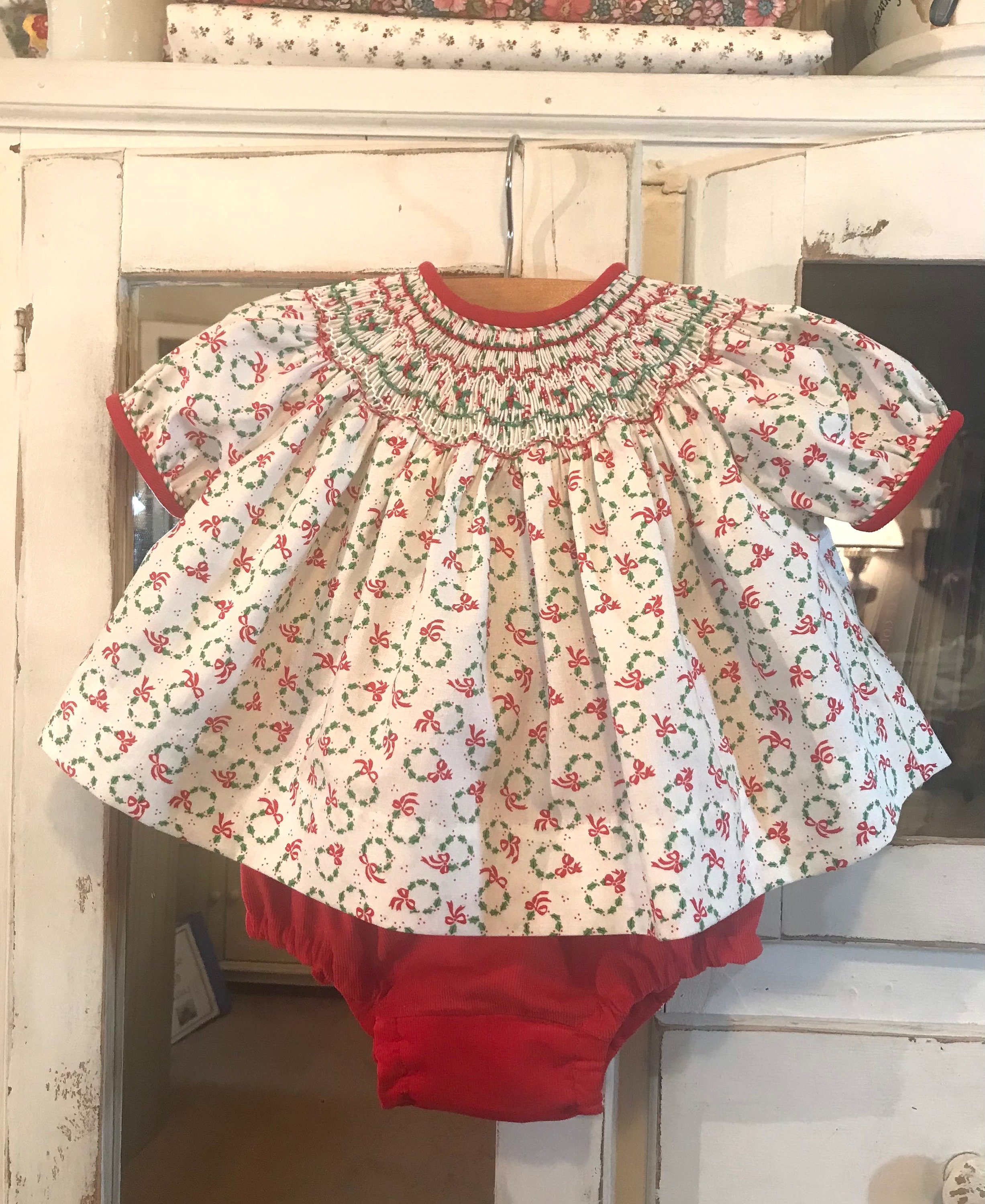 12 Mo. Christmas Top and Diaper Cover. Hand Smocked. - Etsy