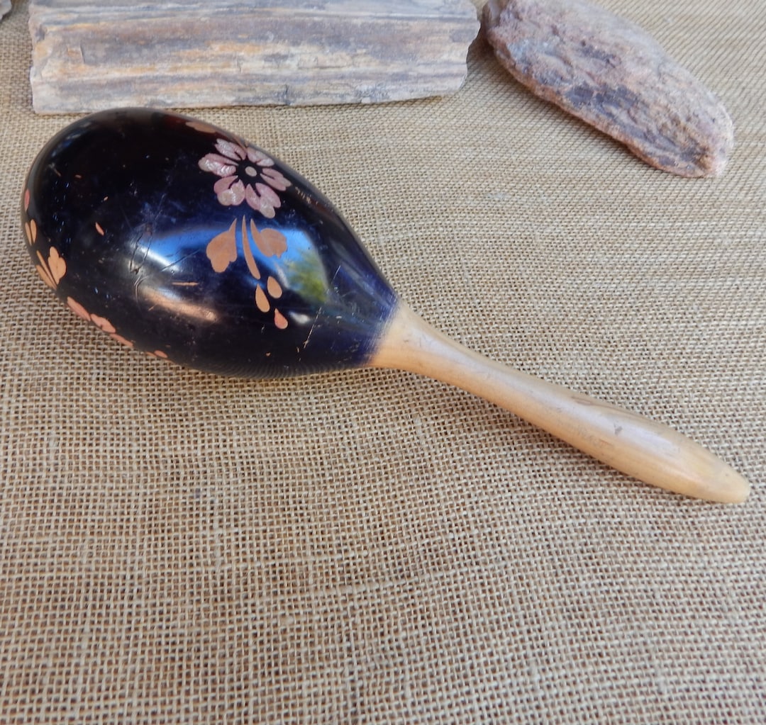 Large Wood Floral Etched Maraca ~ Surface Etched Floral Pattern Wood ...