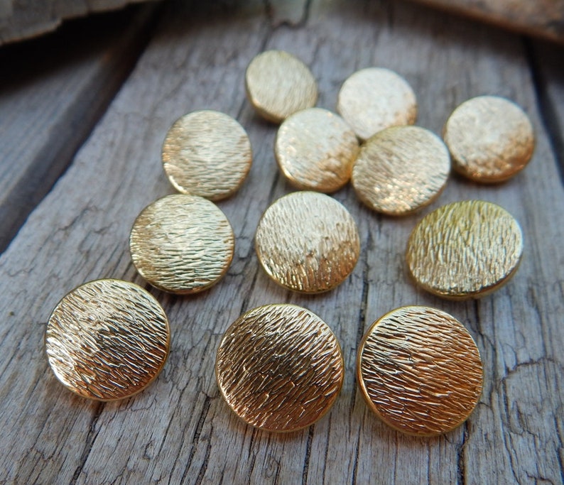12 Textured Flat Top Buttons 15mm / Shank Style Flat Top Textured ...