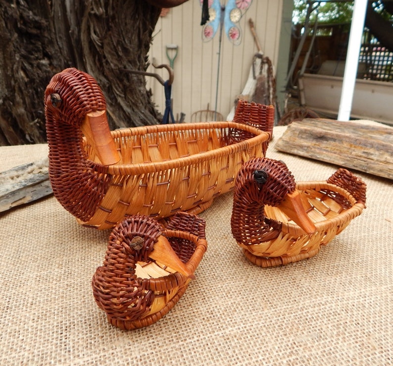 3 Nesting Wicker Duck Baskets / Wood & Wicker Duck Baskets / 3 - Etsy