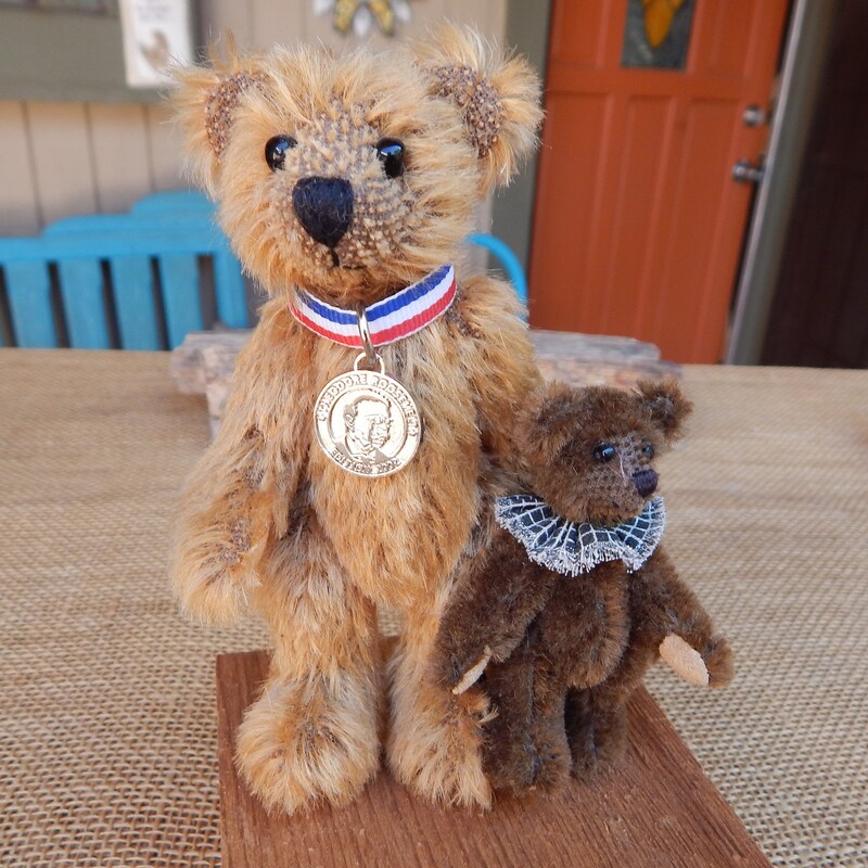 Collectible Bear - Etsy