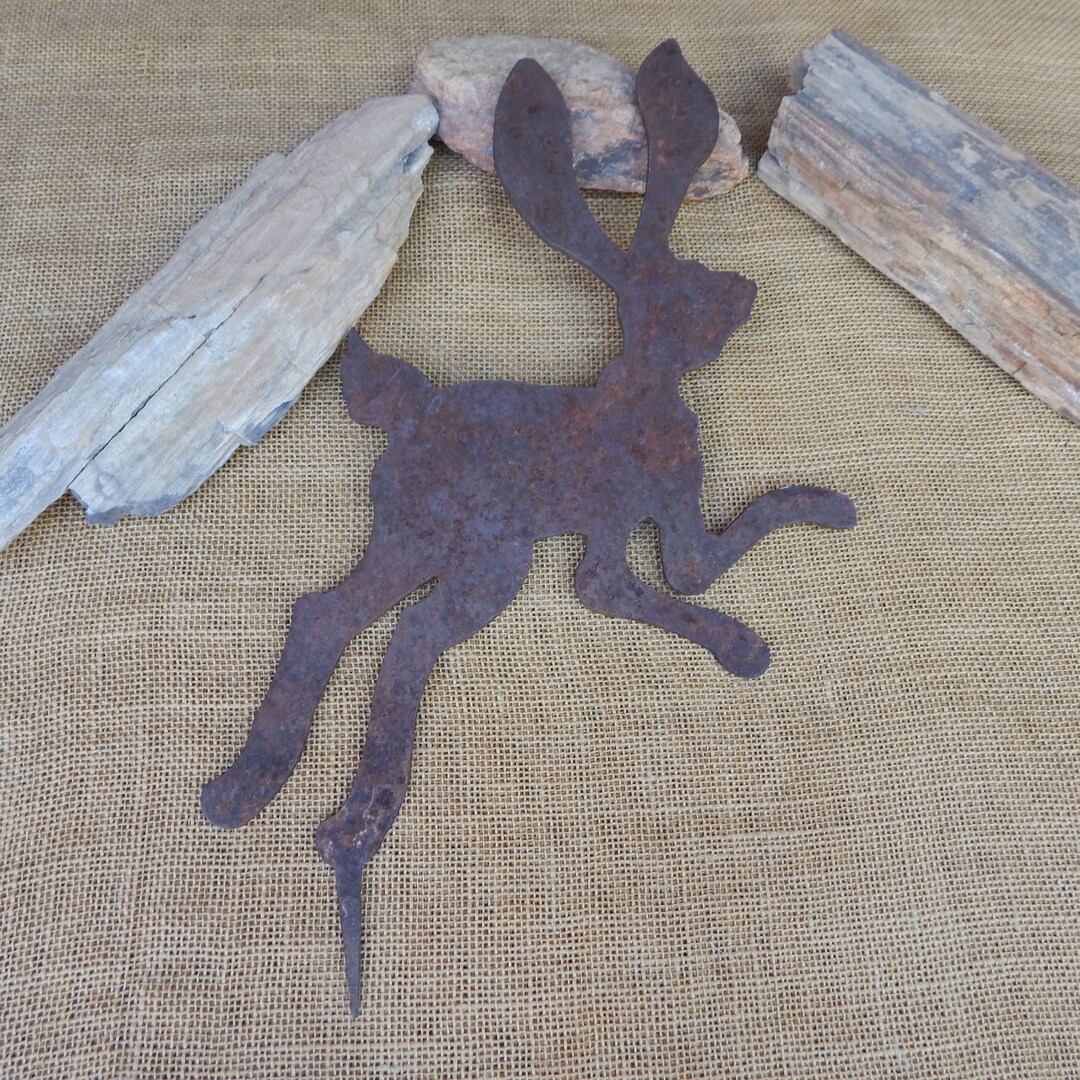 Solid Rusty Raw Steel Rabbit Garden Stake ~ Solid Steel Bunny Yard ...