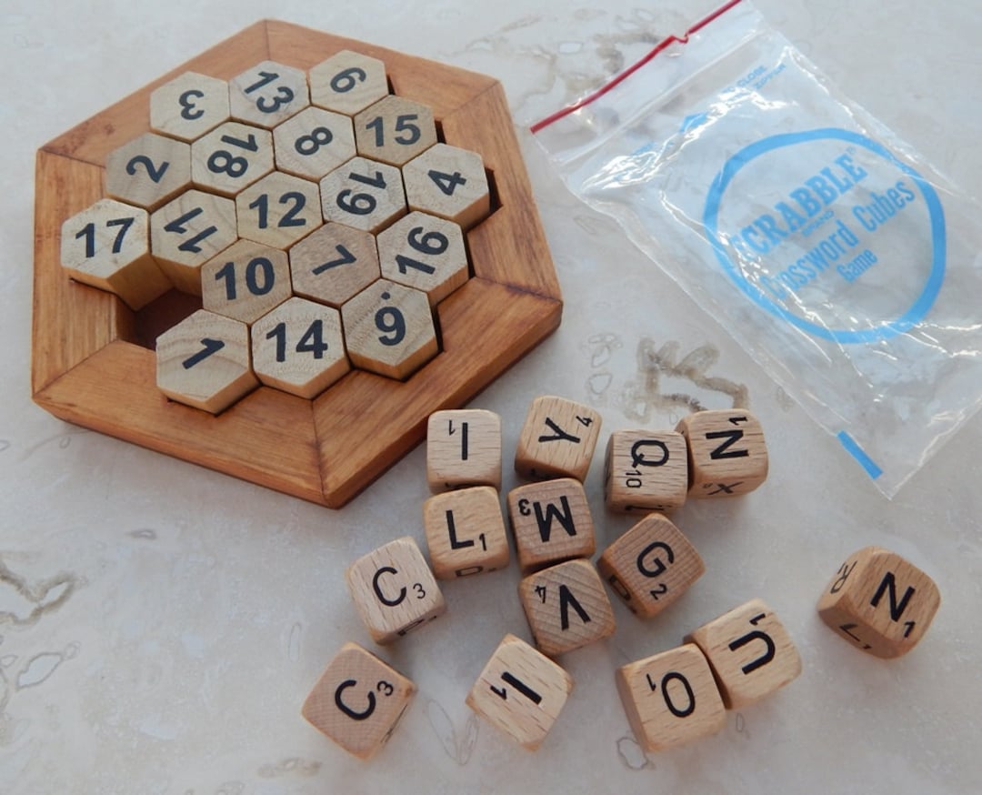 Electronic Scrabble Cubes