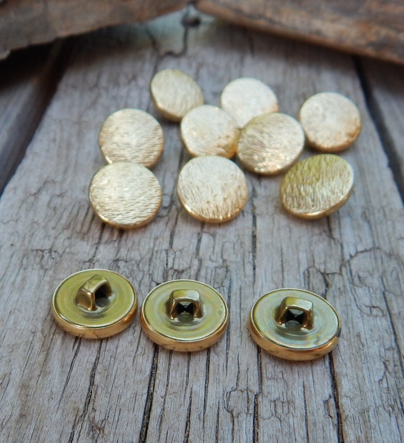 12 Textured Flat Top Buttons 15mm / Shank Style Flat Top Textured ...