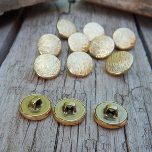 12 Textured Flat Top Buttons 15mm / Shank Style Flat Top Textured ...