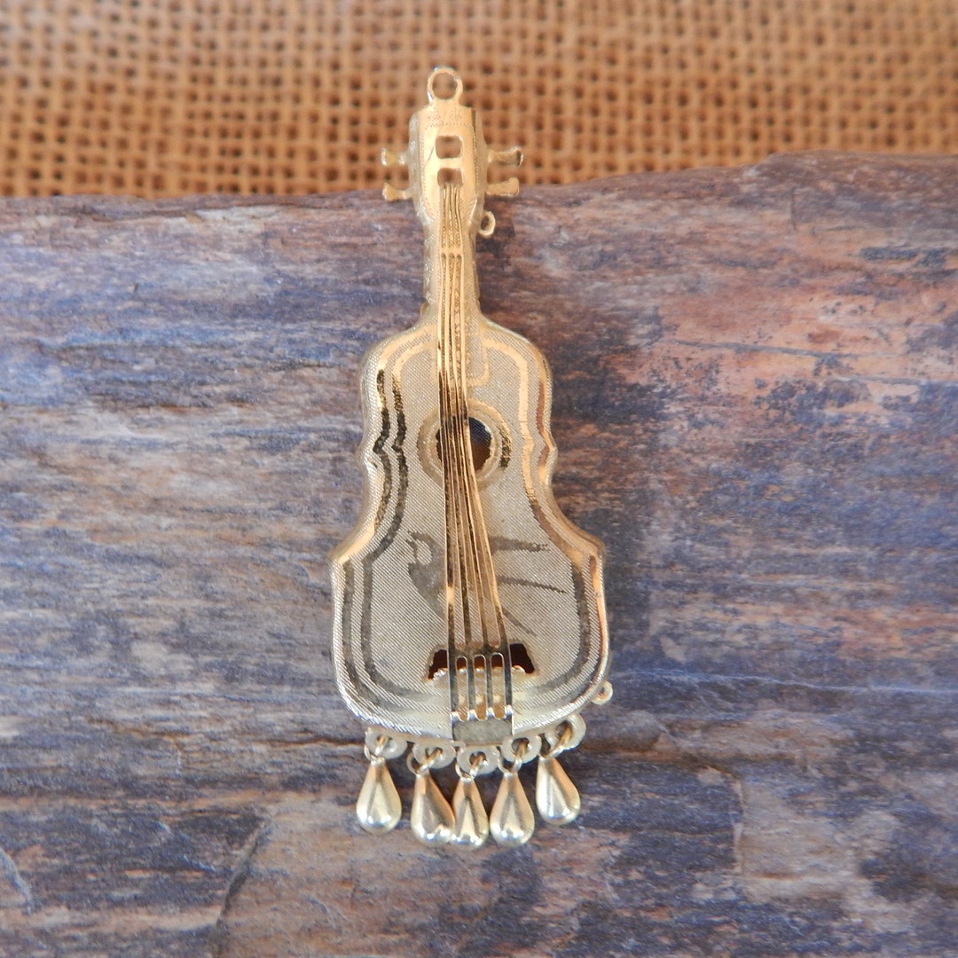 Cello Pin Gold Toned Metal With Dangles and Embossed Bird (swallow ...