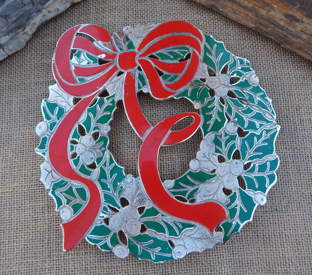 Christmas Wreath Trivet / Large Christmas Wreath Trivet / Made in Japan ...