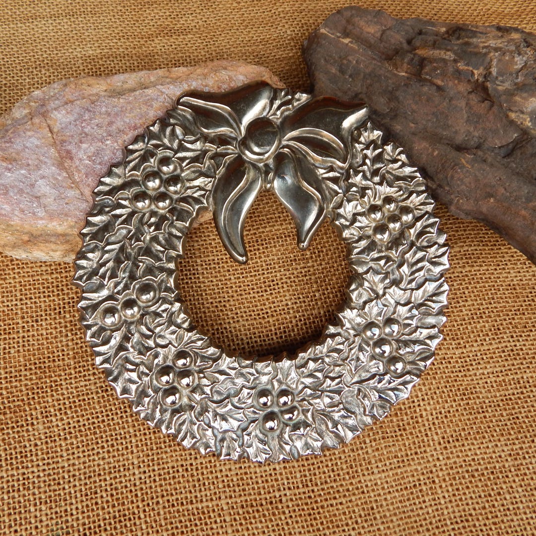 1982 Gorham Wreath Trivet ~ 1982 Gorham EP YC 1710 Italy ~ Heavy Silver ...