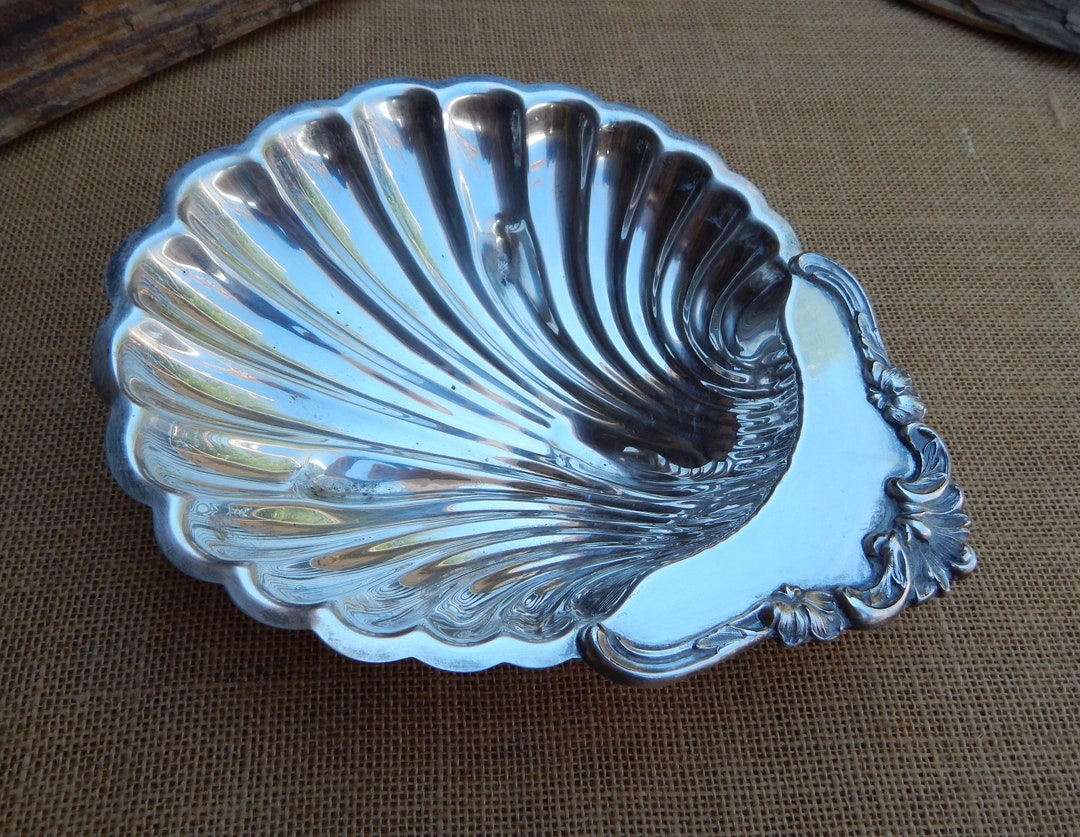 Scallop Shell Serving Dish / 10 X 8 1/4 Silverplated Sea Shell Dish ...